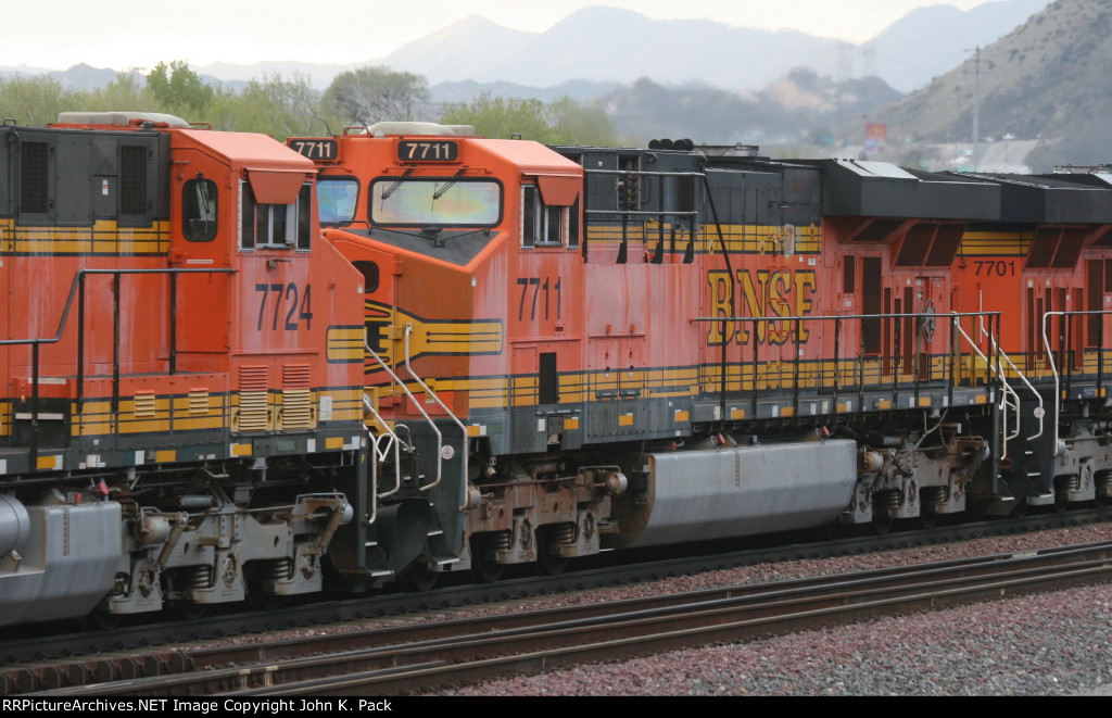 BNSF 7711